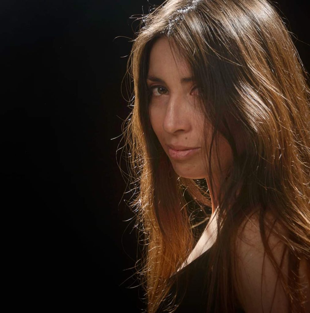 Alexiel Vidam, escritora y maestra de las letras, presenta su novela ...